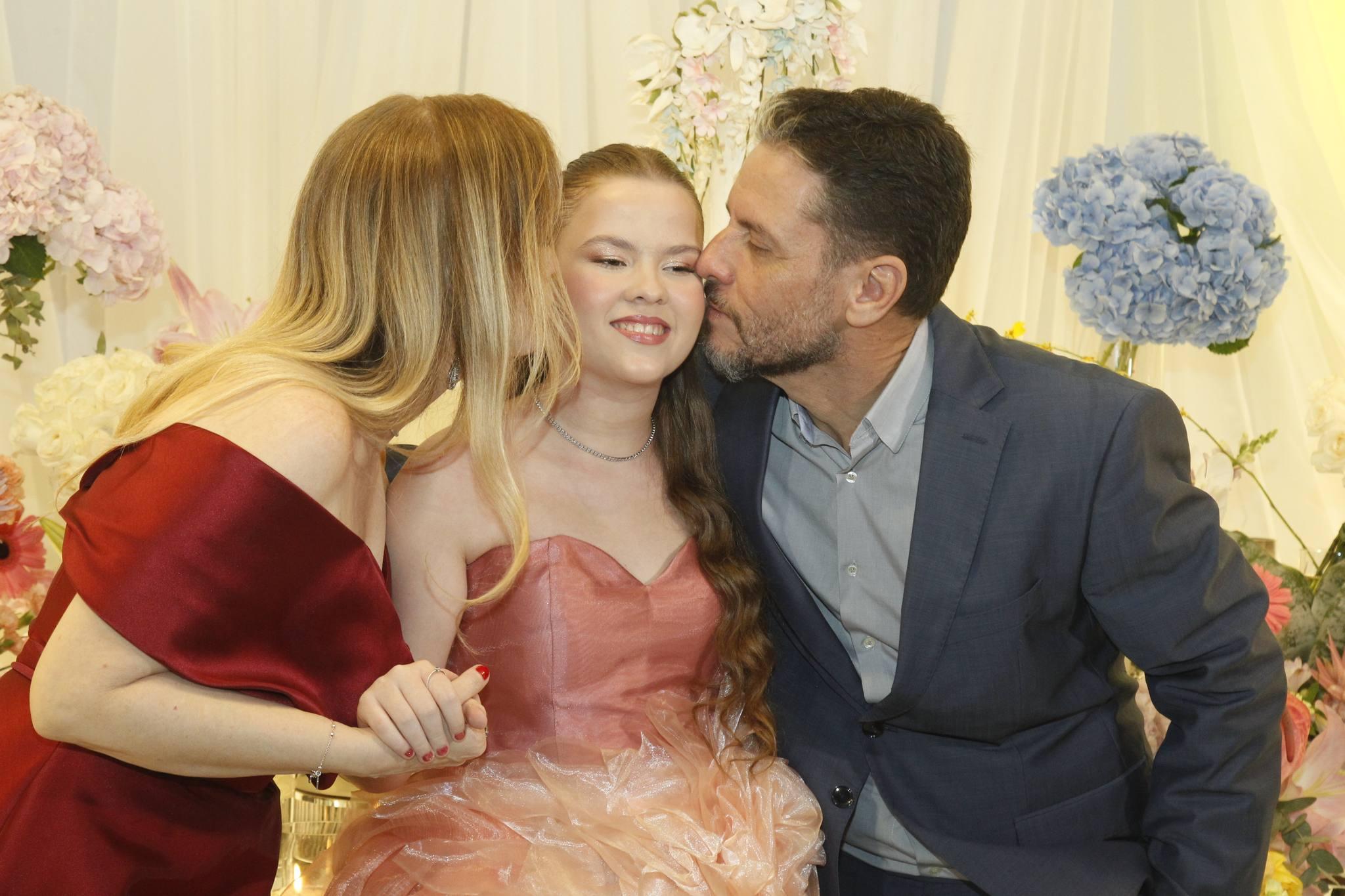 CAPTEI: O Encanto dos 15 Anos de Sara Barroso - Jeritza Gurgel - Diário do Nordeste